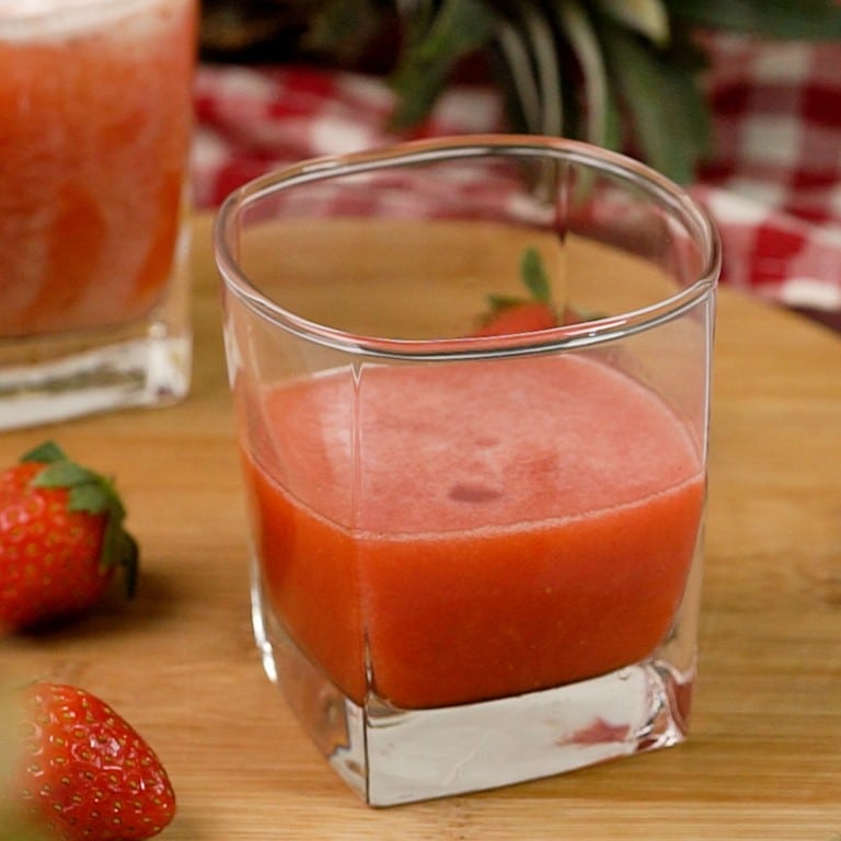 Easy Miami Vice Drink